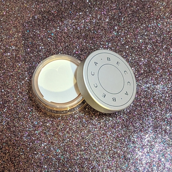 BECCA | Makeup | Becca Soft Light Blurring Setting Powder | Poshmark